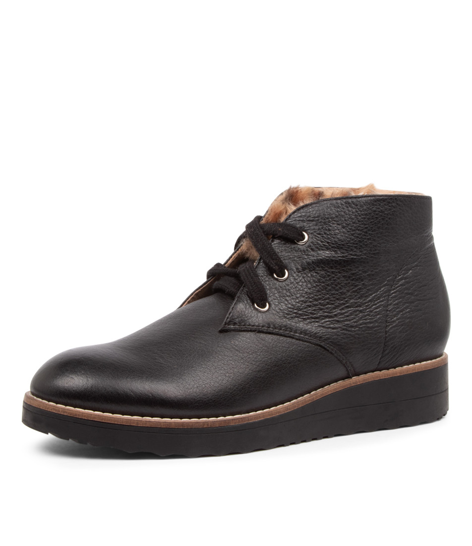 OREVA Boots in Black Leather/ Ocelot Faux Fur - Top End Shoes