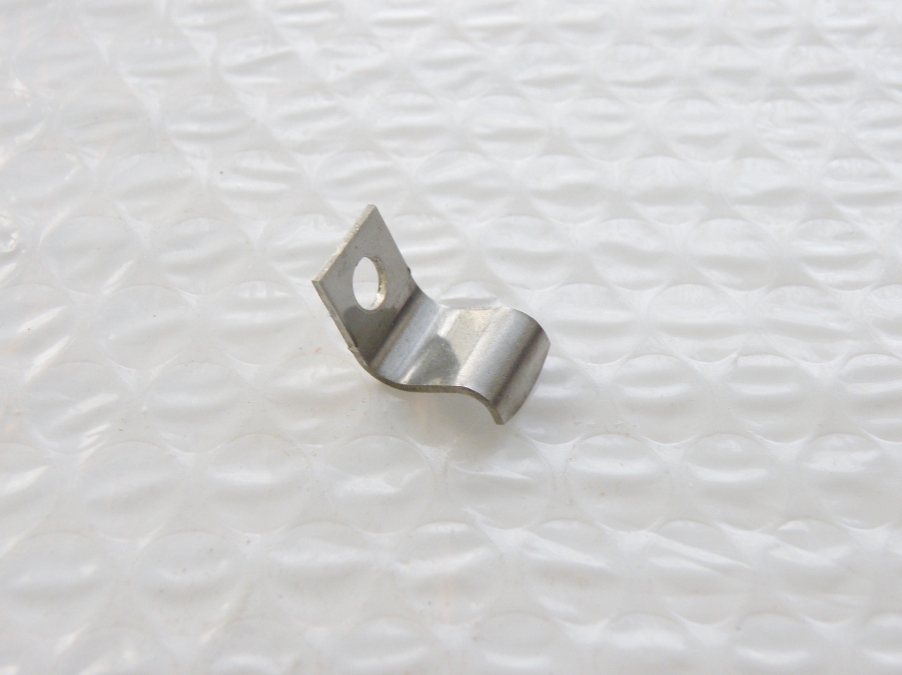 326439 OMC Clamp NEW NOS - Outboard Paradise