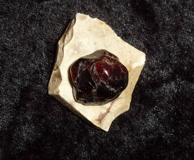 Stone with CARPATHIAN VAMPIRE - Mystic Morning Treasures