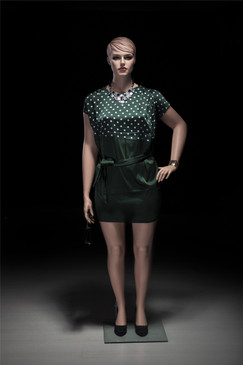 Plus Size Mannequins