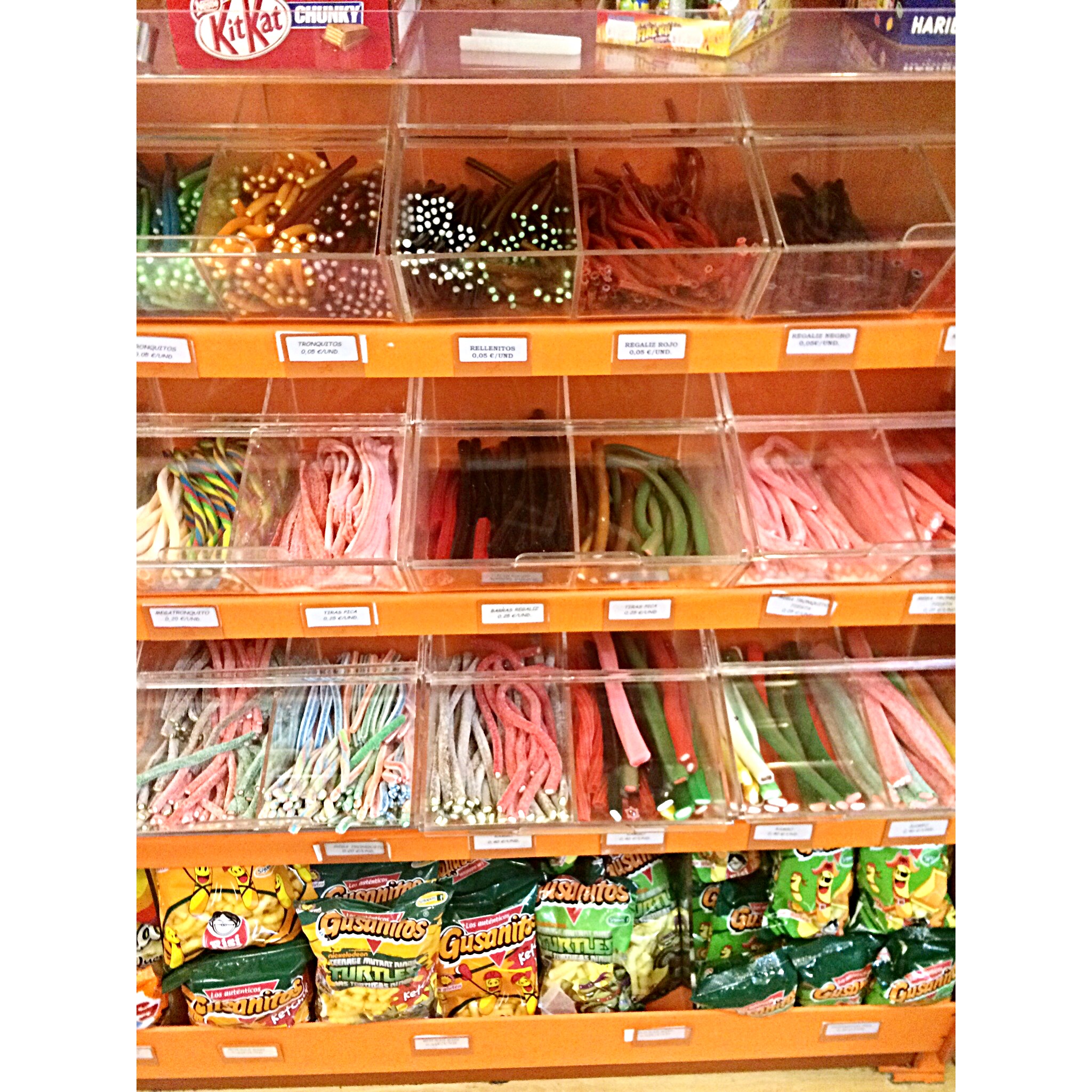 Lollies Around The World - The Professors Online Lolly Shop and ...