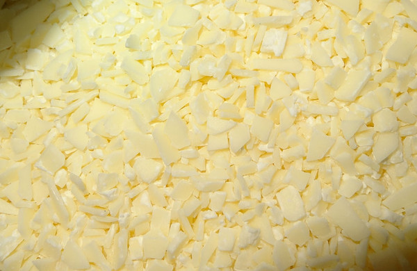 White Choc Flake Pieces - Looking for it? Find them, and other ...