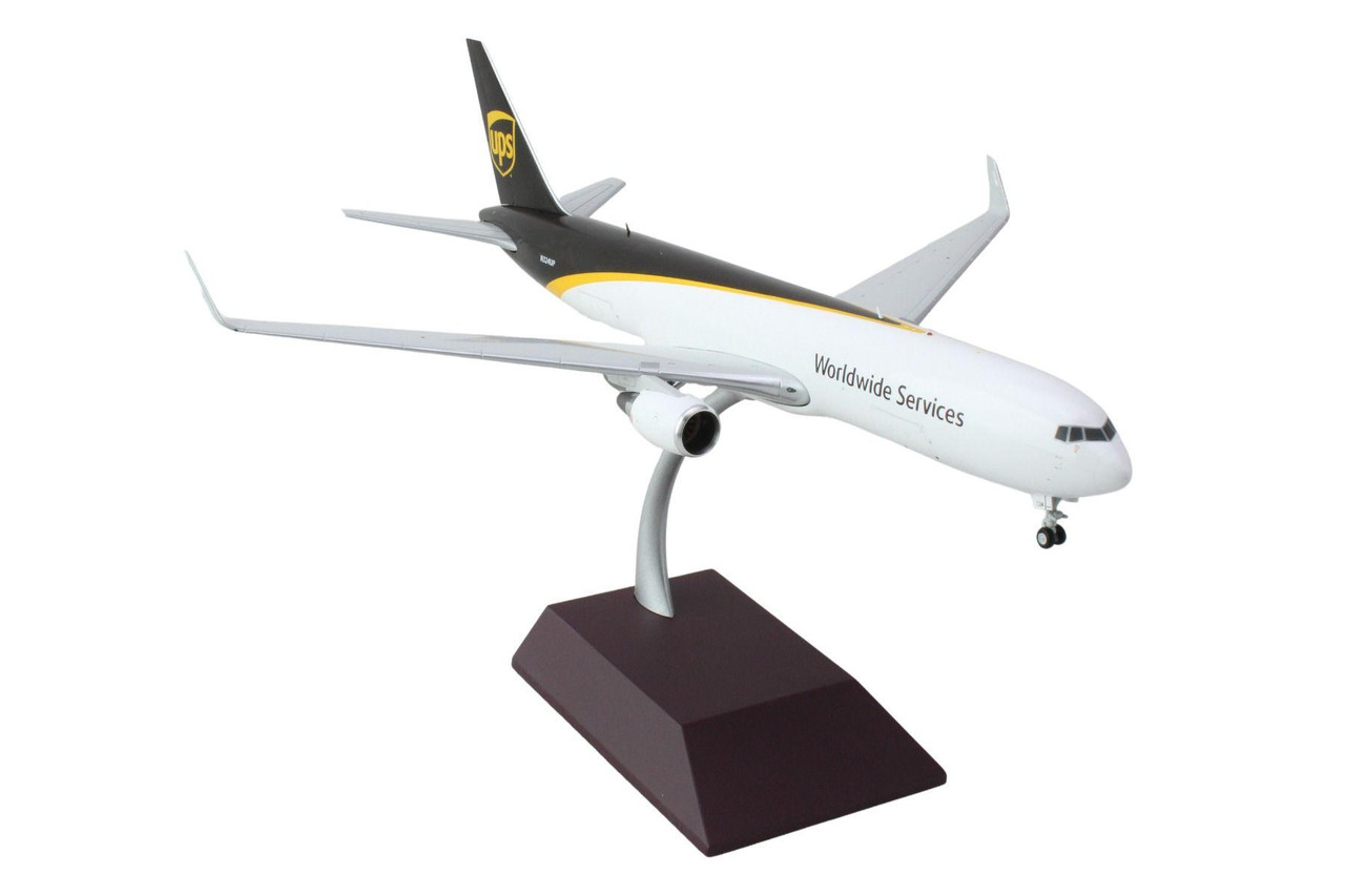 UPS 767-300ERF, N324UP Gemini Diecast Display Model, 1:200 Gemini 200 ...