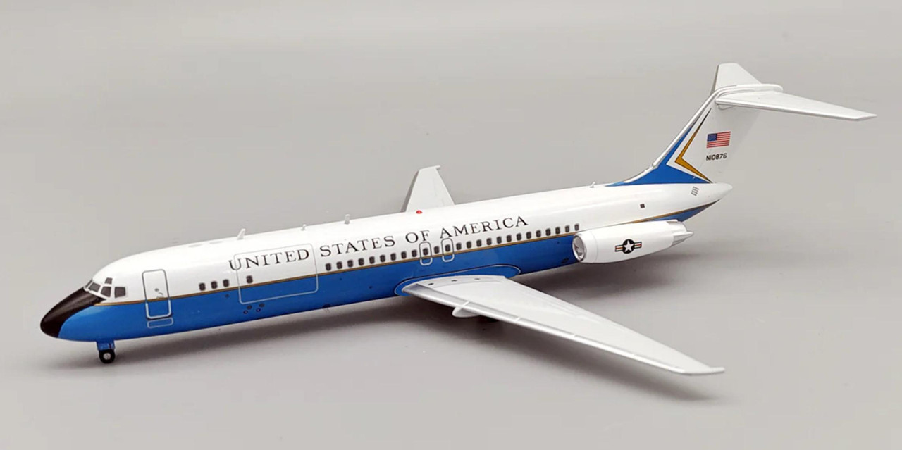 US Air Force C-9A Nightingale, 1:200 Inflight 200 IF-C9A0876