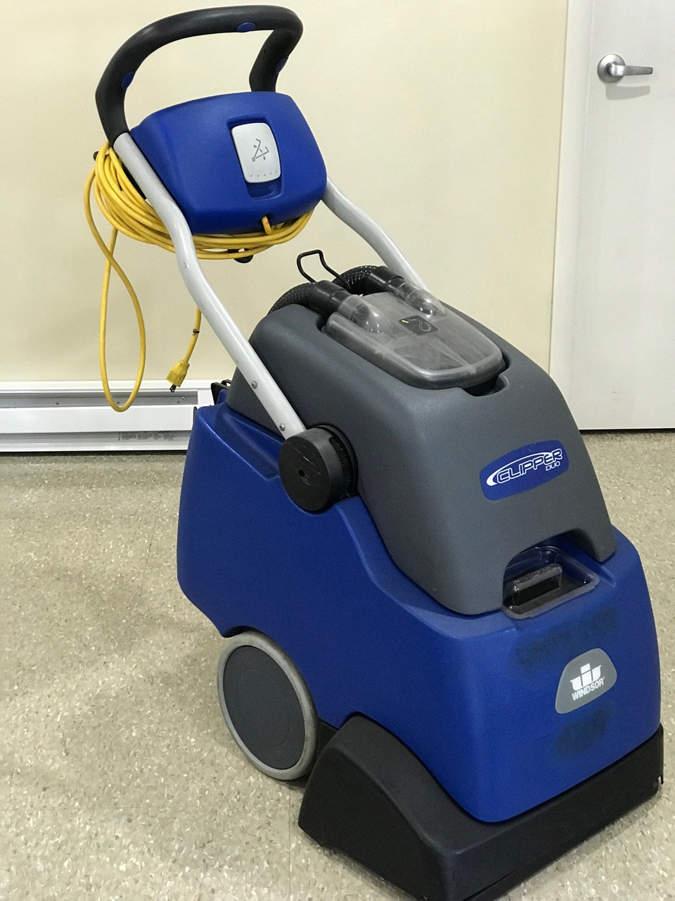 Refurbished Windsor Clipper Duo Carpet Extractor - Facility Solutions, Inc.
