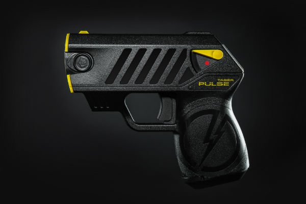 Pepper Spray vs. TASERs – The Best Choice for Self-Defense? - Stun ...