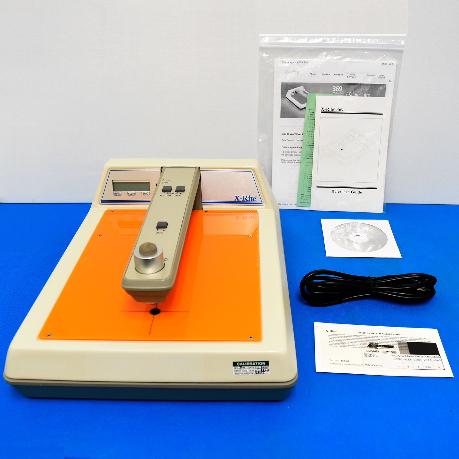 X-rite 361T Transmission Densitometer Table top Excellent Condition ...