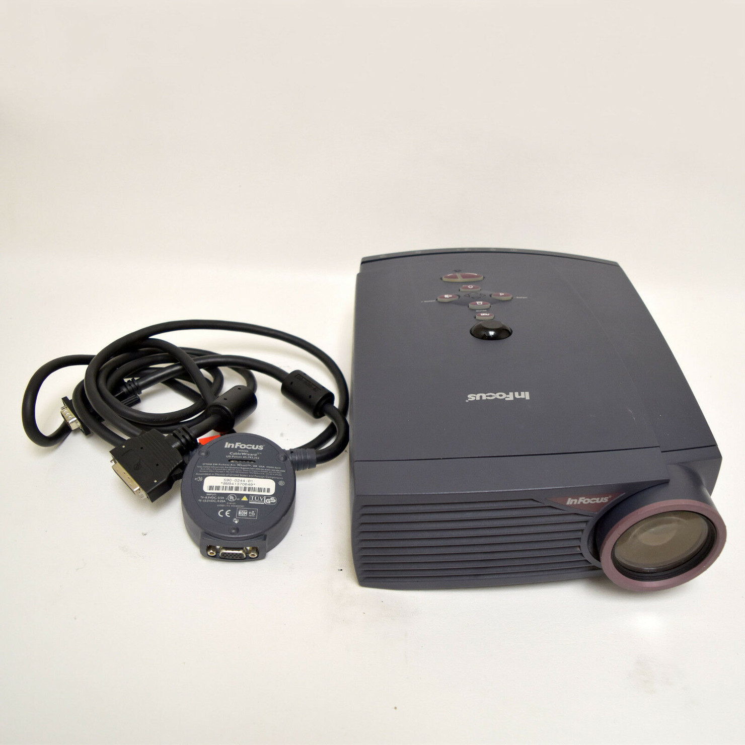 InFocus LP425z DLP Projector Digital Multimedia Projector with Cable ...
