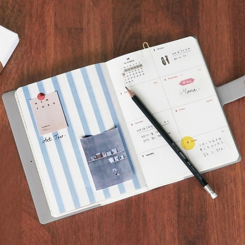 2017 Iconic Colette vintage pattern dated diary scheduler