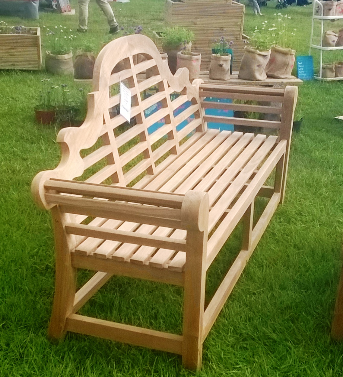 Chairs and Tables Manufacture Memorable Memorial Benches, - Chairs and ...