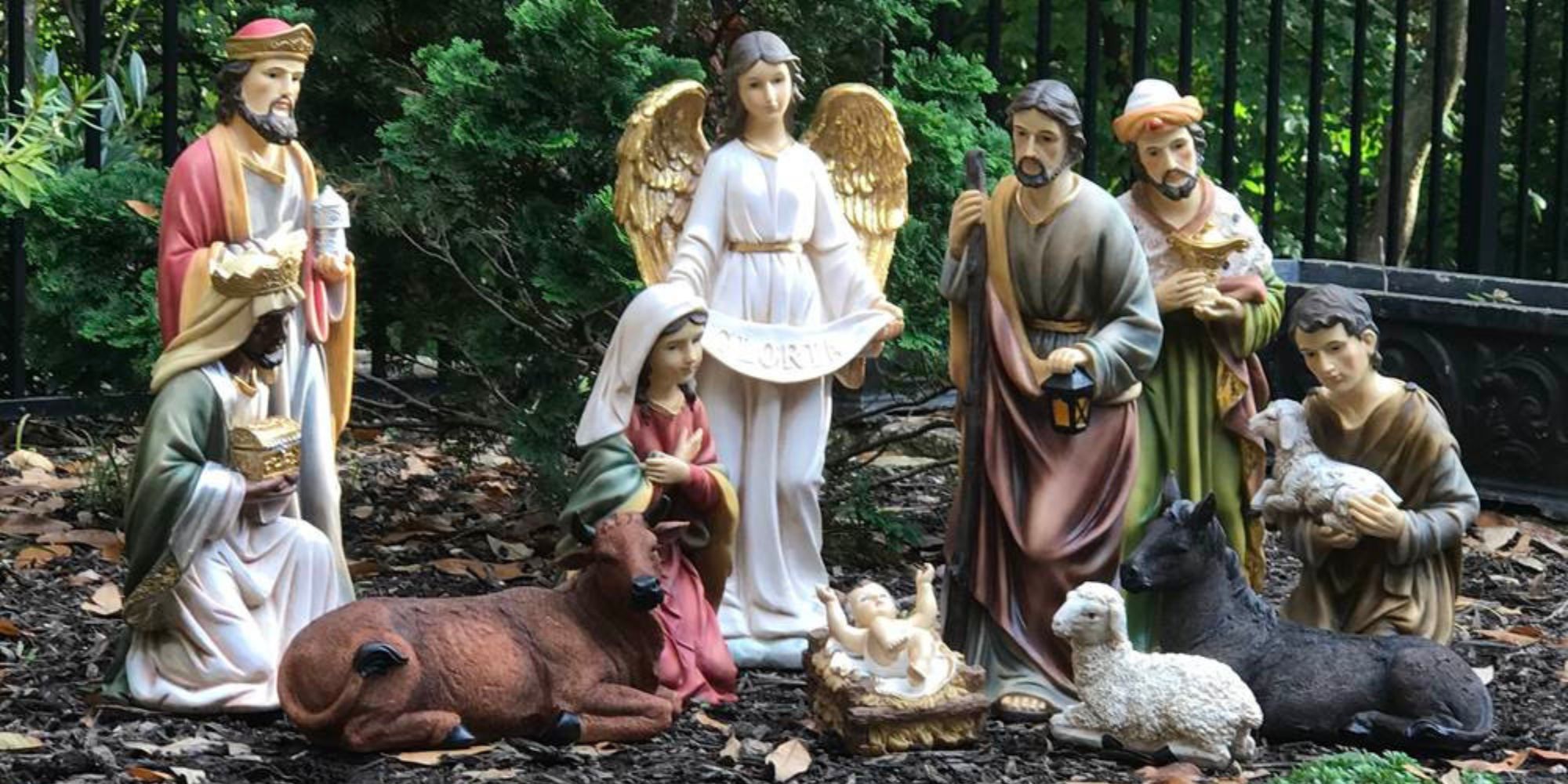Large vs. Small Nativity Sets: Which Is Right for You? - St. Jude Shop ...