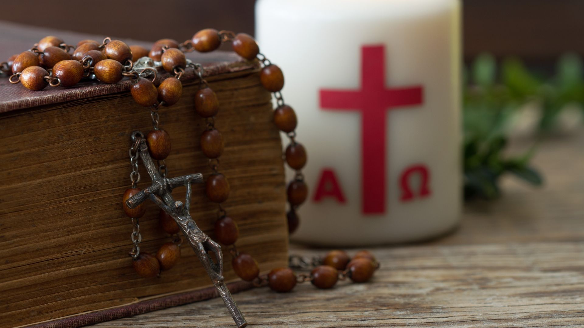 The Paschal Candle: Meaning and Symbolism - St. Jude Shop, Inc.